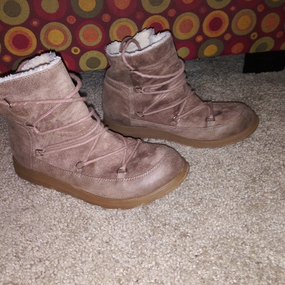 Matthew | Shoes | Mathew Boots Wide Laced | Poshmark